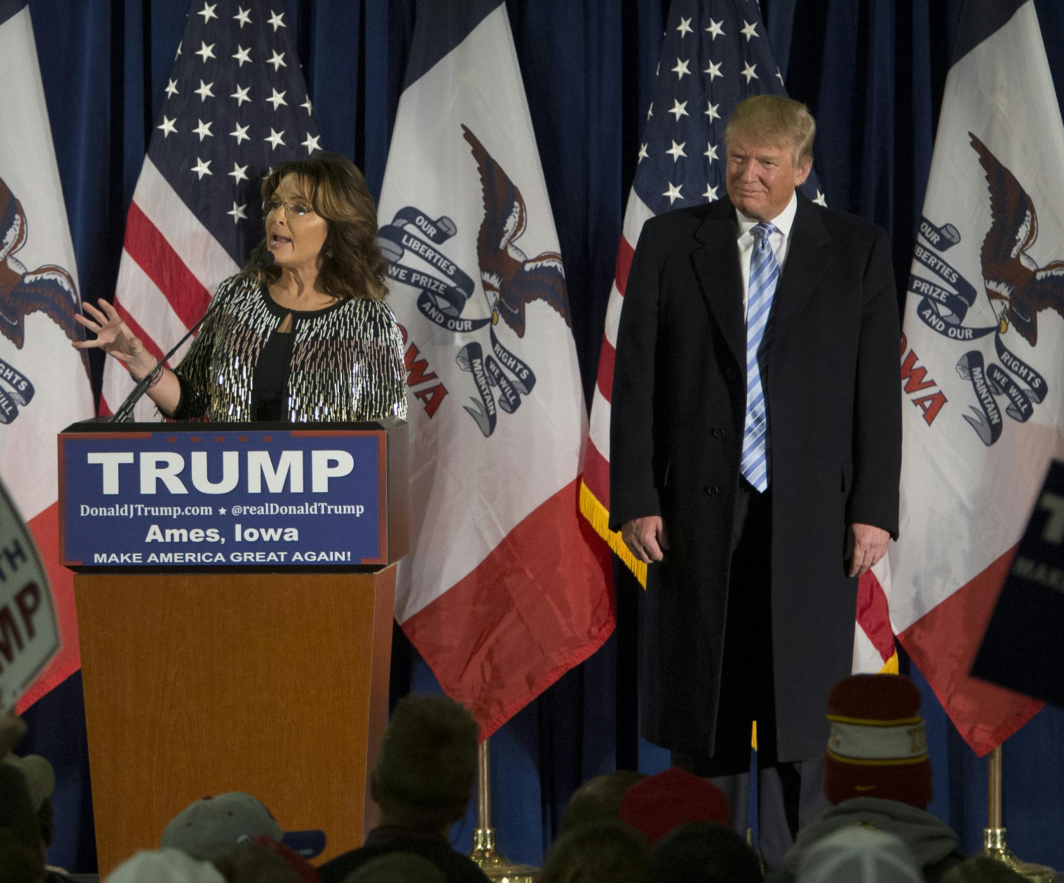 Sarah Palin Shows Up at a Trump Rally to Decry "Petty Punk Ass Thuggery ...